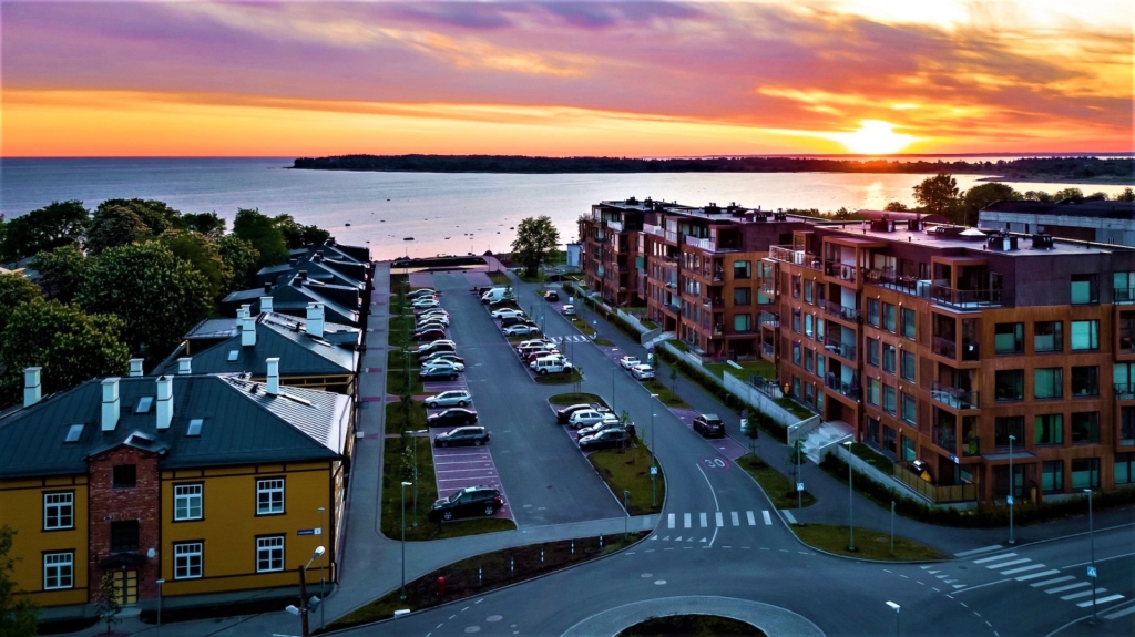 Avaleht — Kopli liinid